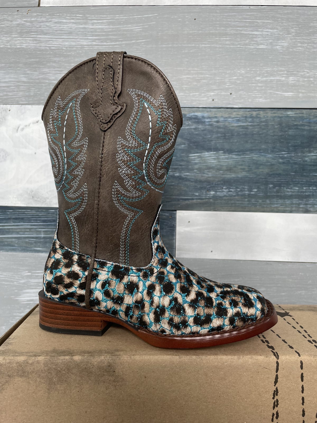 Girls Glitter Leopard