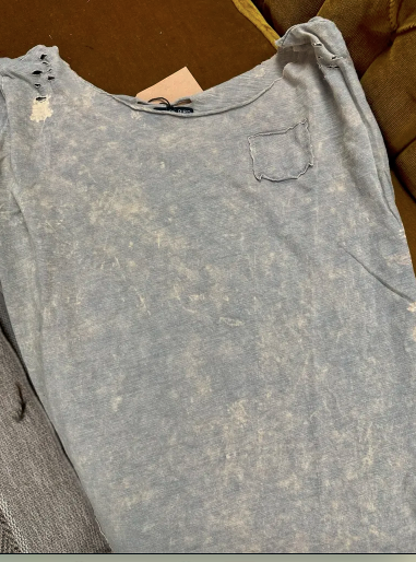 Product: A RARE BIRD - Grey Distressed Washed Rag Tee