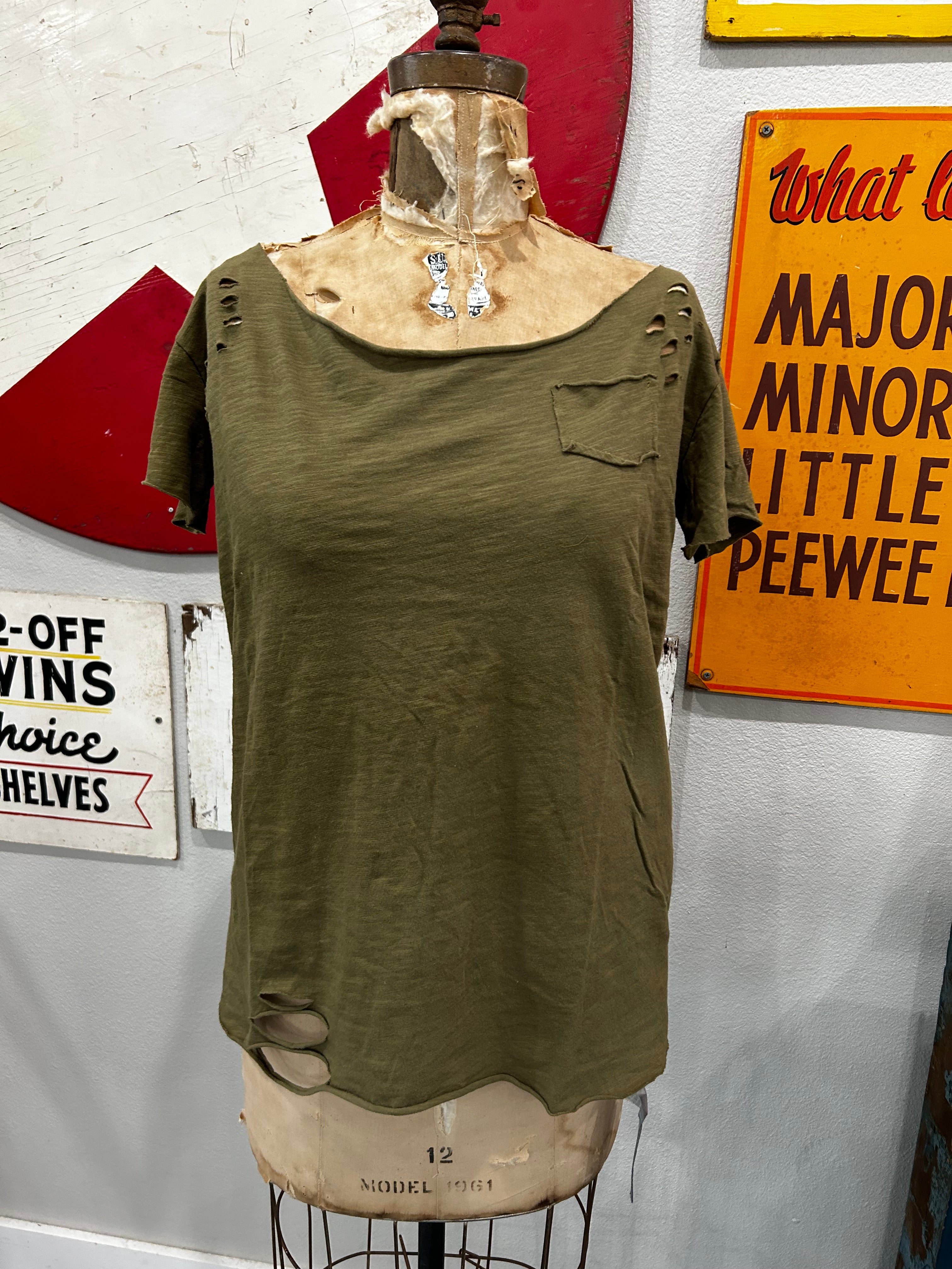 Product: final sale A Rare Bird - Olive Rag Tee