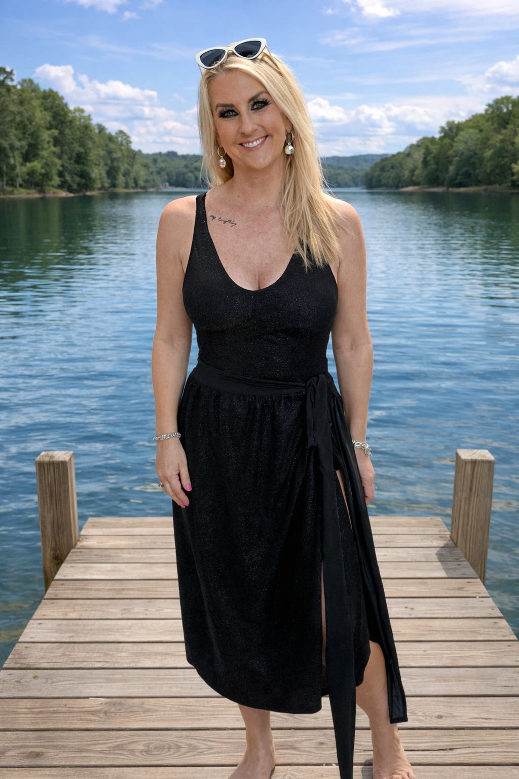 Mindy's Boutique - Join Our Live Sale