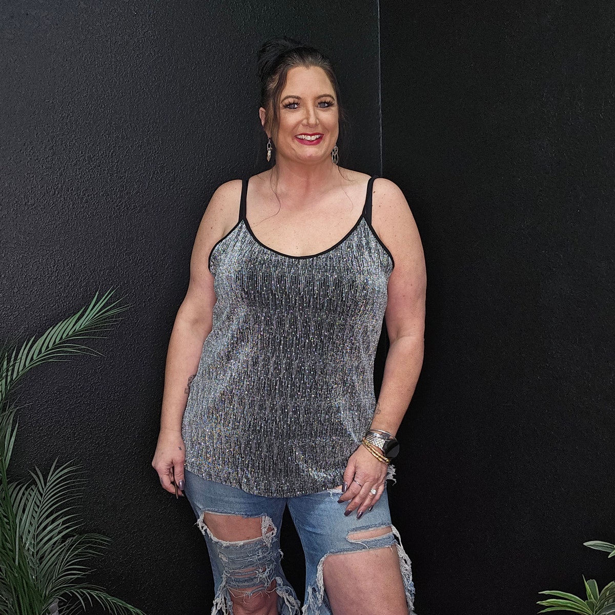 Mindy's Boutique - Join Our Live Sale