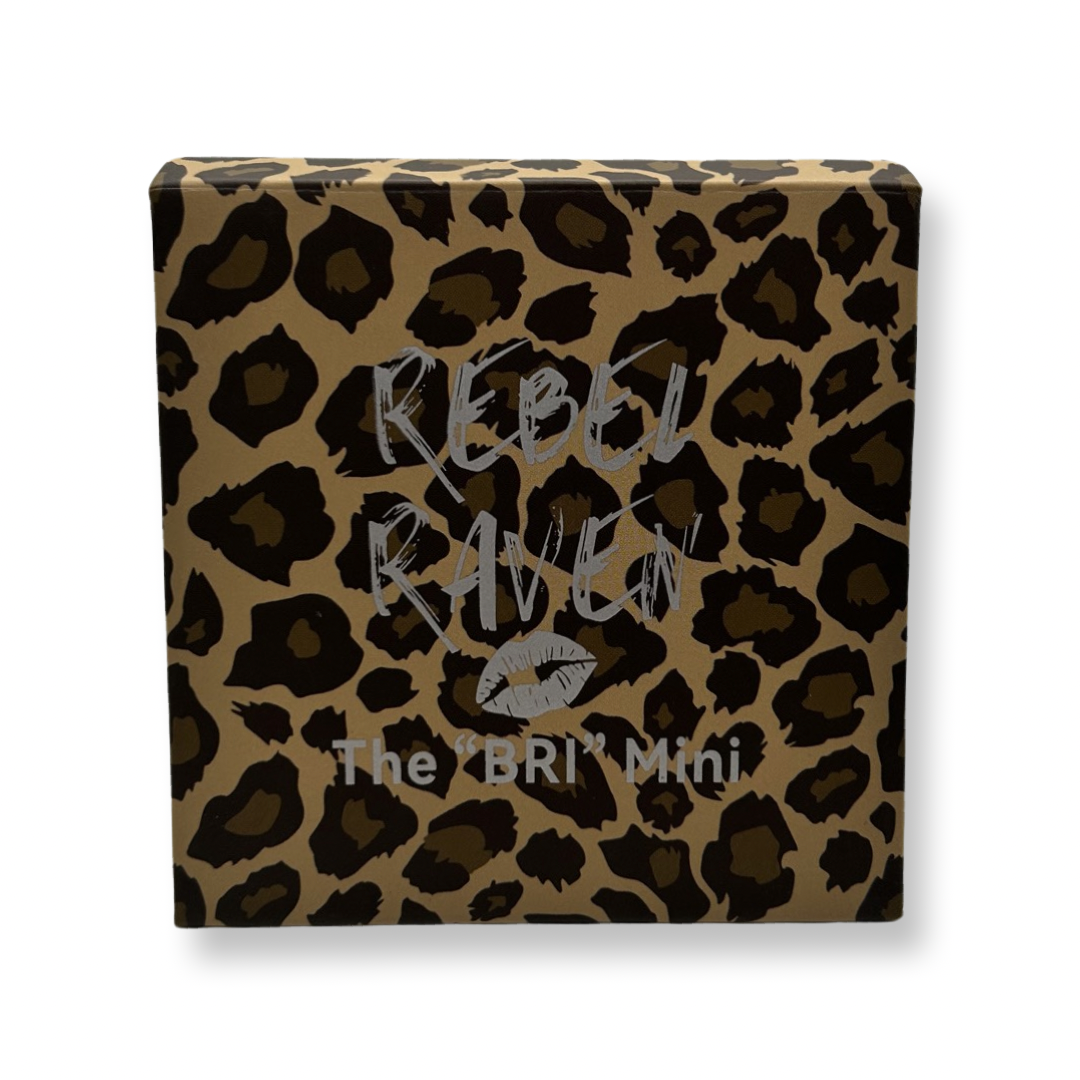 Mindy's Boutique - Join Our Live Sale