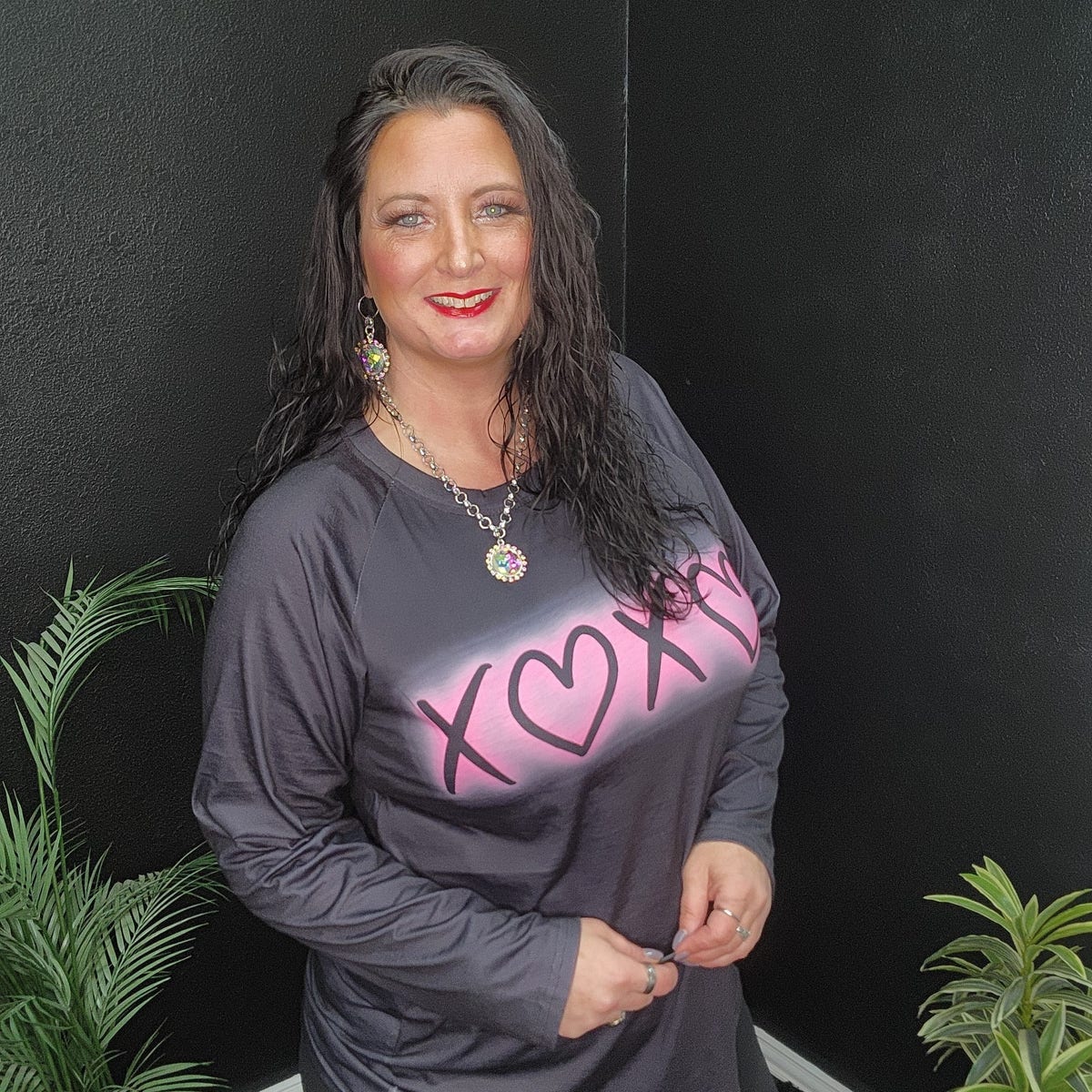 Rebel Raven Black Pink XOXO Hi Low LS Top