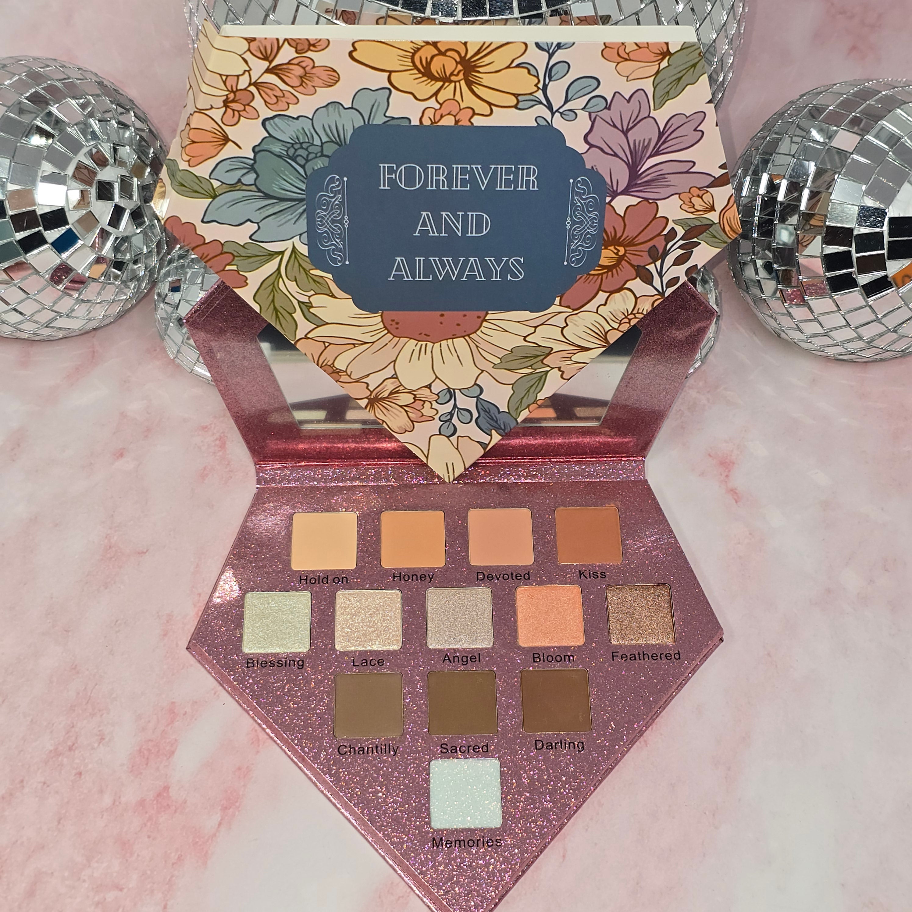 Mindy's Boutique - Join Our Live Sale