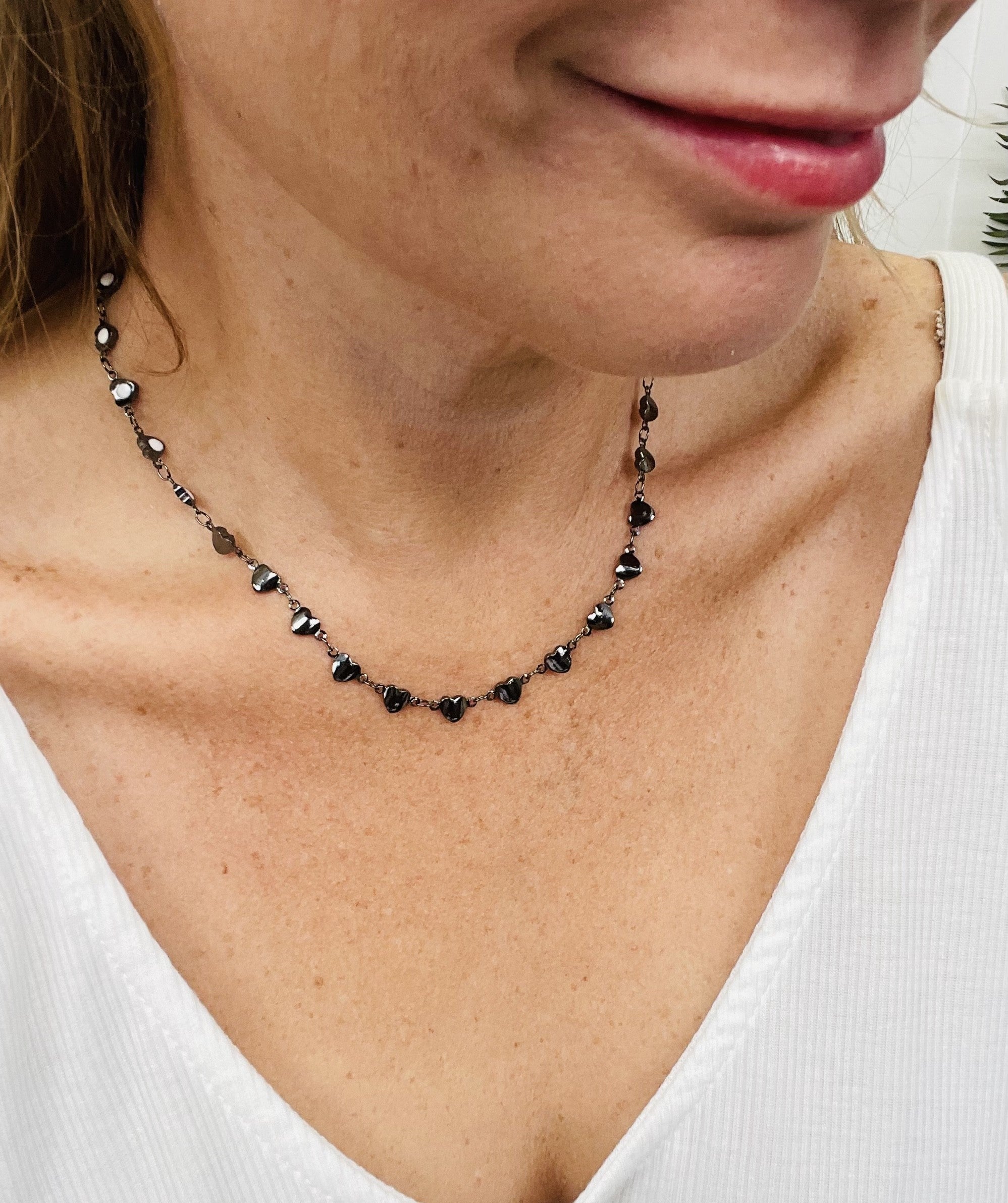 "Elise" Gunmetal Heart Choker Necklace - WHITE – Emma Lou's Boutique