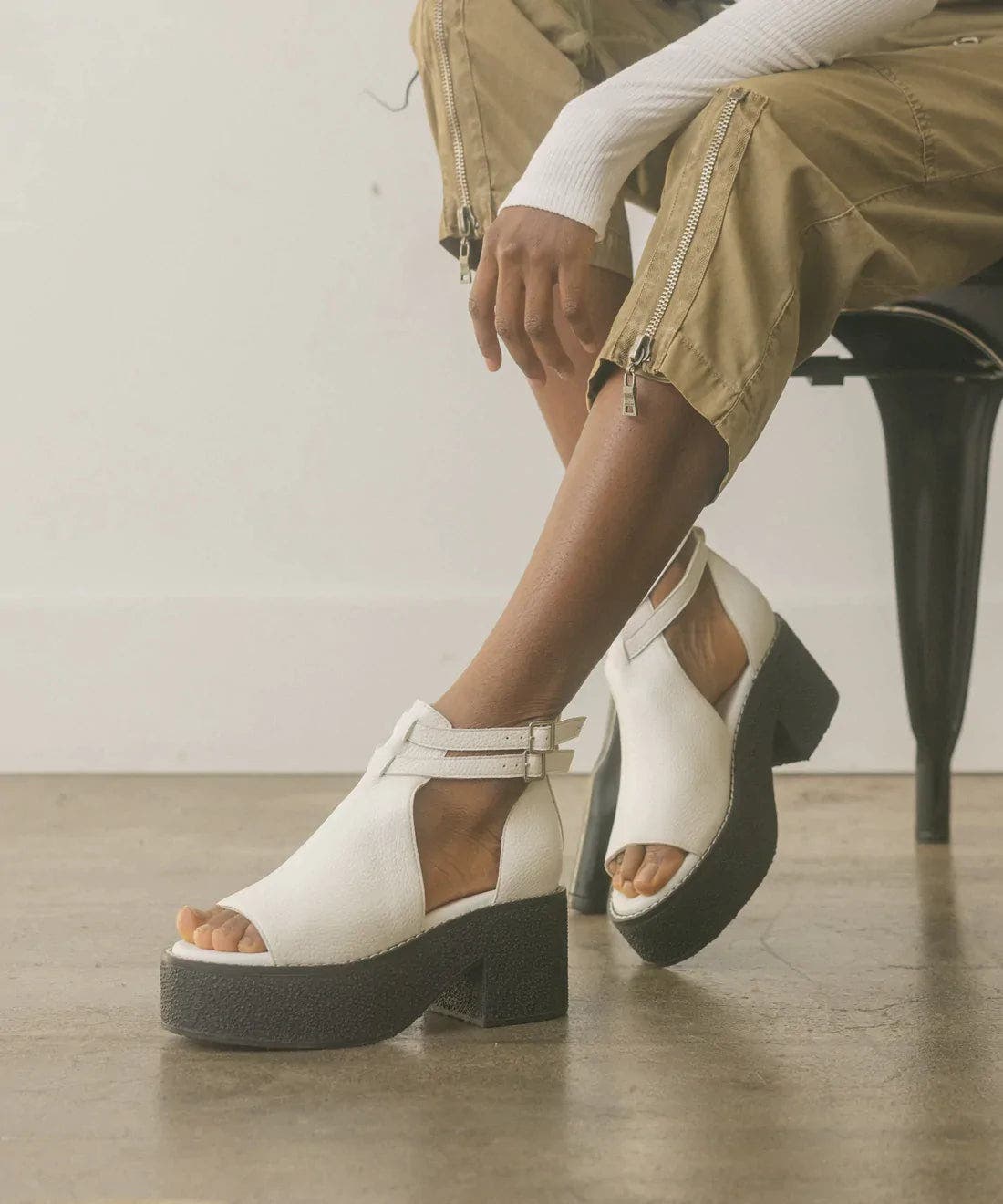 Sandal elizabeth store